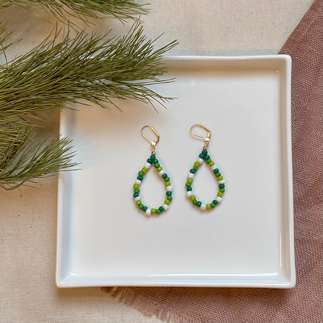 Vintage Evergreen Ombré Teardrop Baubles – Three Sisters by Emma