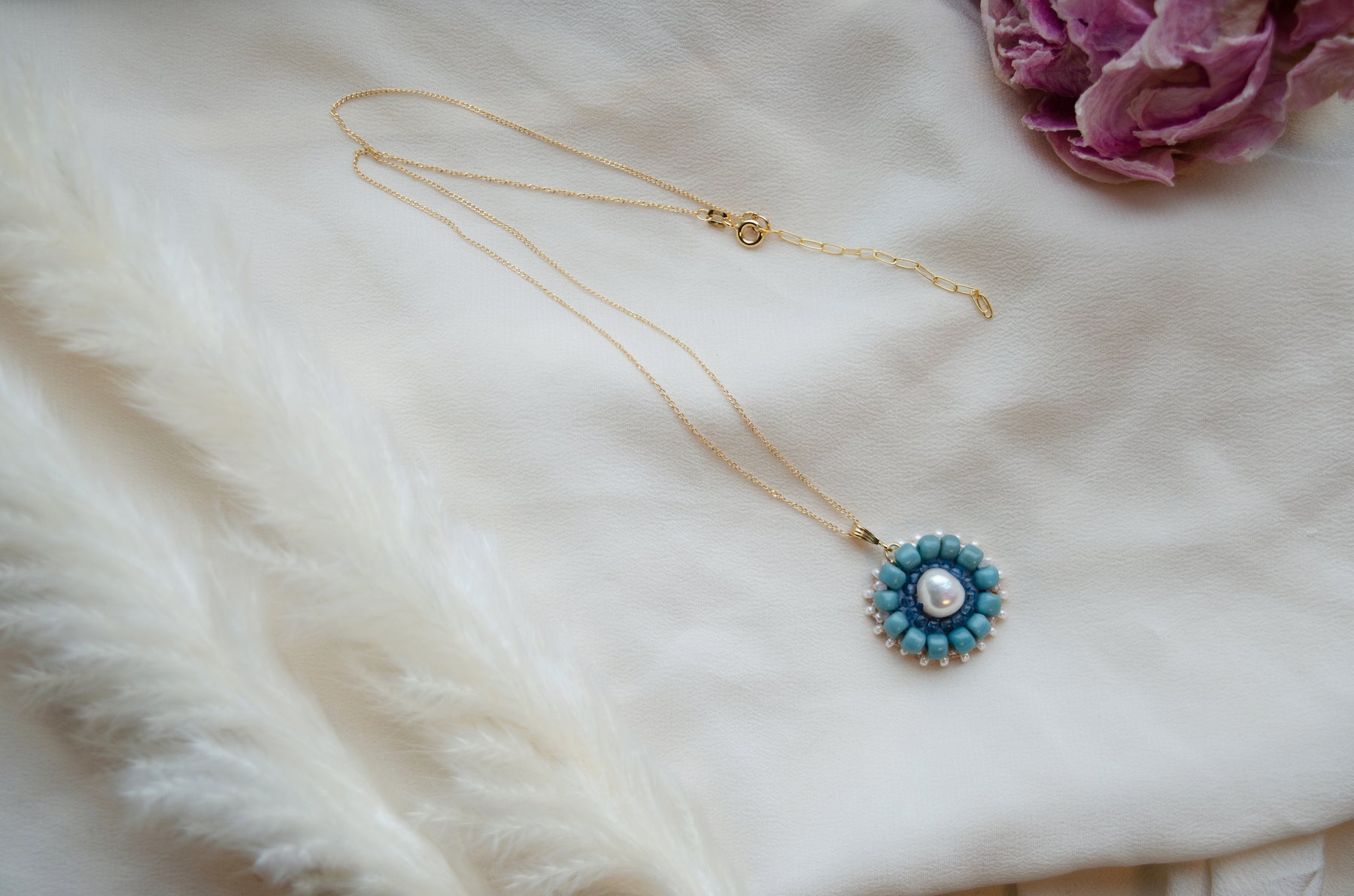enn fleur/flower pendant necklaces – Three Sisters by Emma
